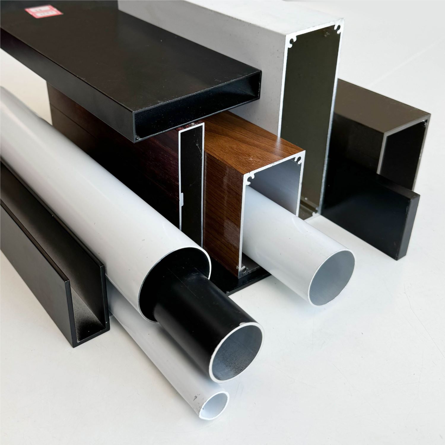 Powder Coated Extrusion - SD ALUMINIUM